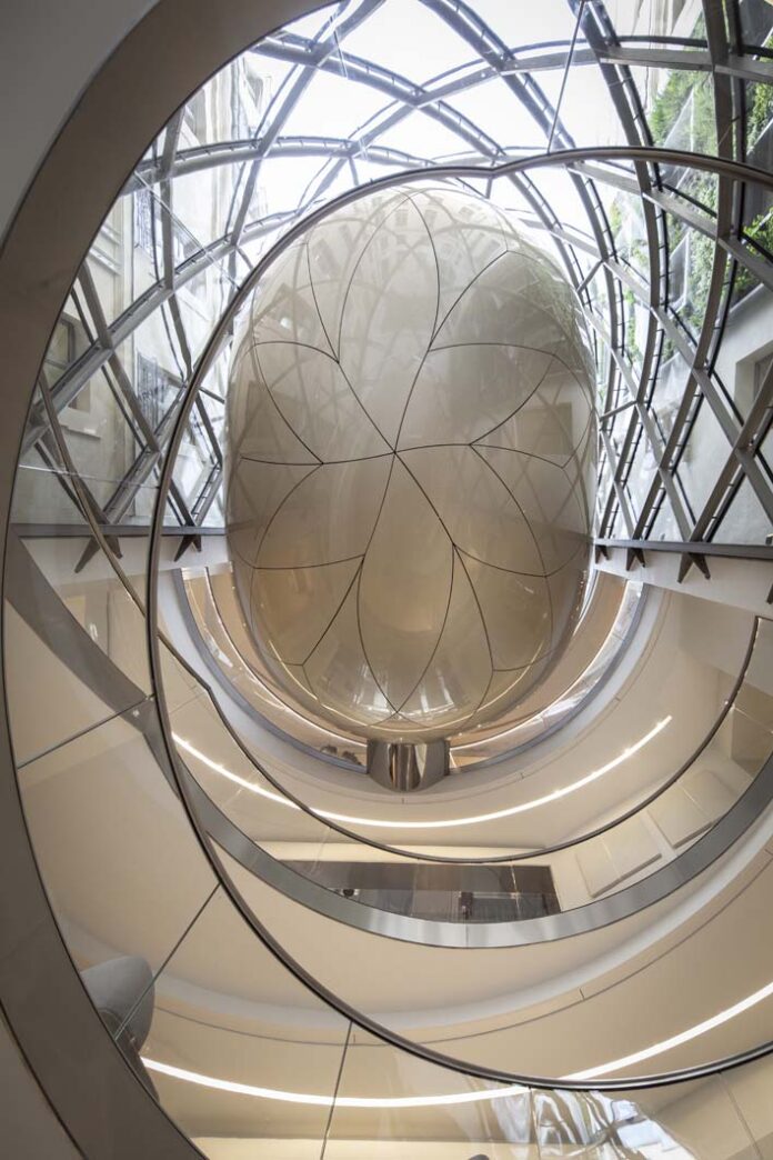 Le Visionnaire, le siège L'Oréal au design impressionnant